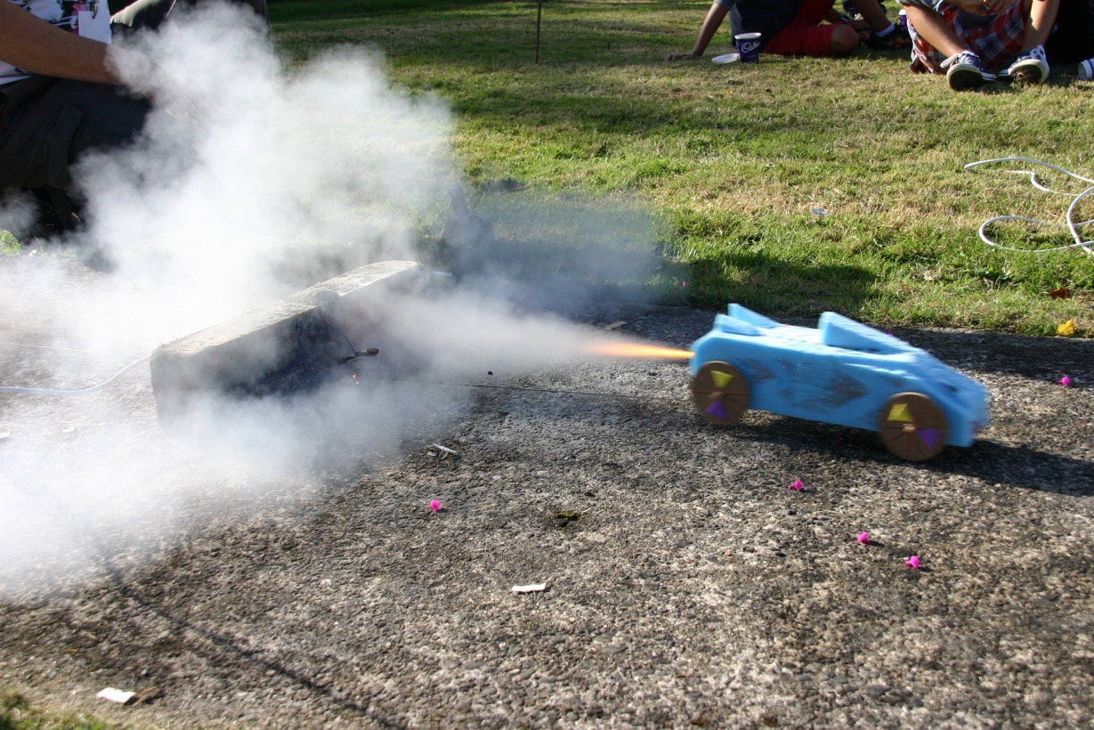 Outside: Jet Car Race for pre-built cars | Sidmouth Science Festival