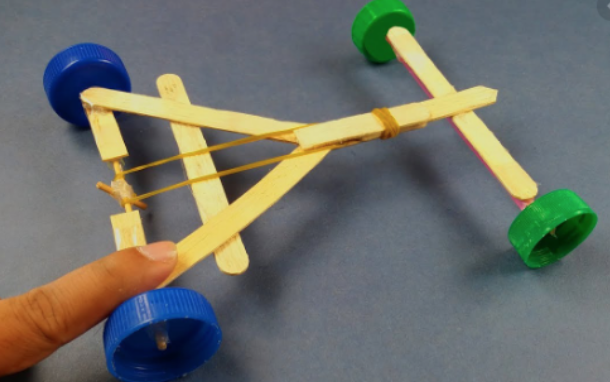 Rubber Band Car Competition | Sidmouth Science Festival